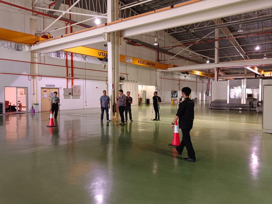 Drone Simulator and Tello – TF UTeM